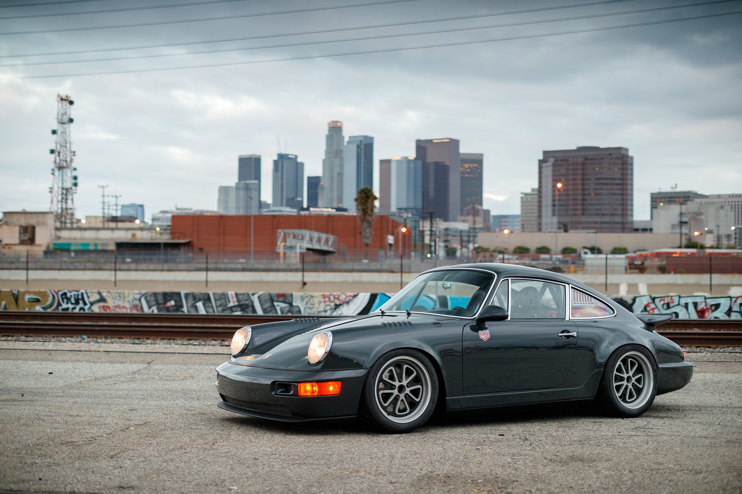 Magnus Walker's Porsche 964 LA – Cameras and Car Culture / Larry Chen